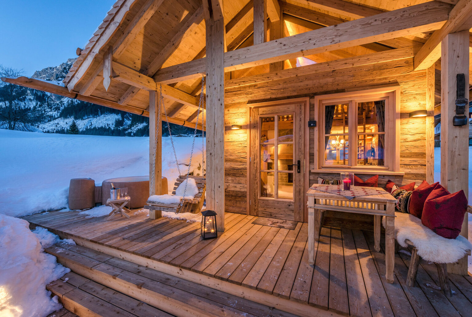 Modern Chalet With Rustic Design