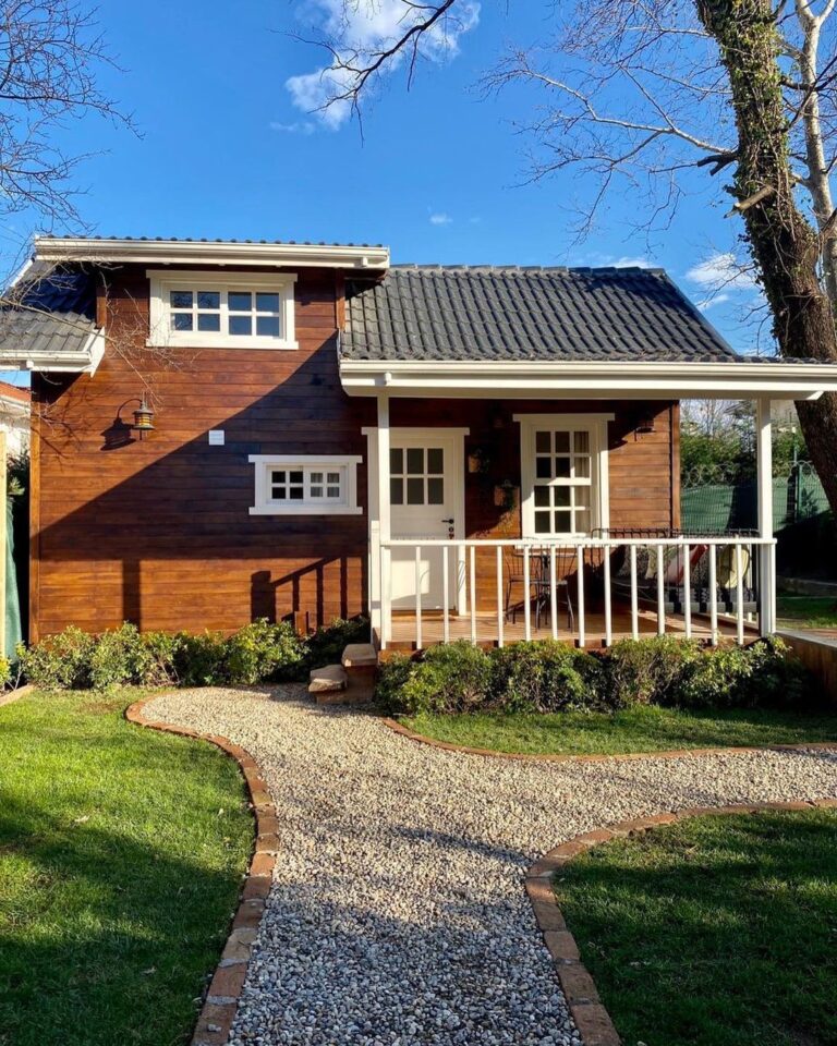 Tiny House With Amazing Interior Design