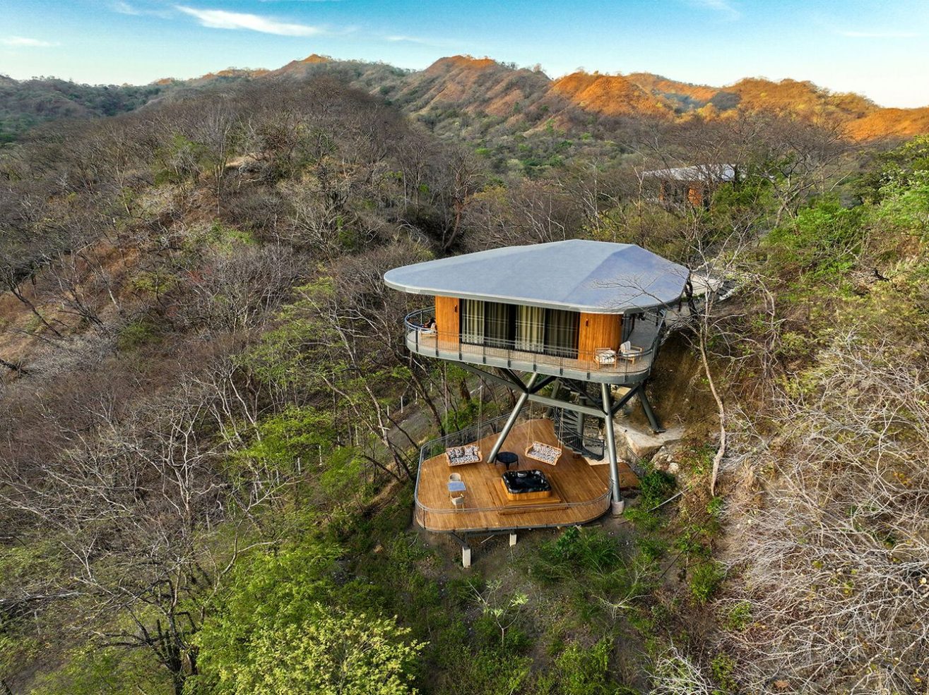 Tiny House Inspired By Tree Houses In Costa Rica